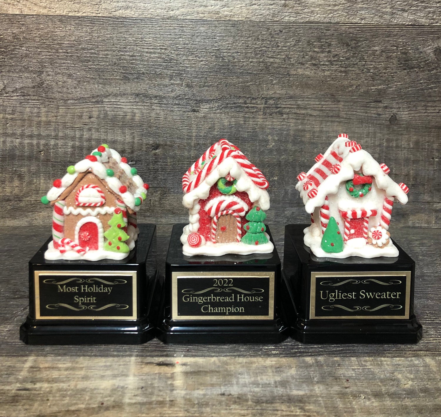 Christmas Trophy Gingerbread House Trophy Set Of 3 Christmas Cookie De ...